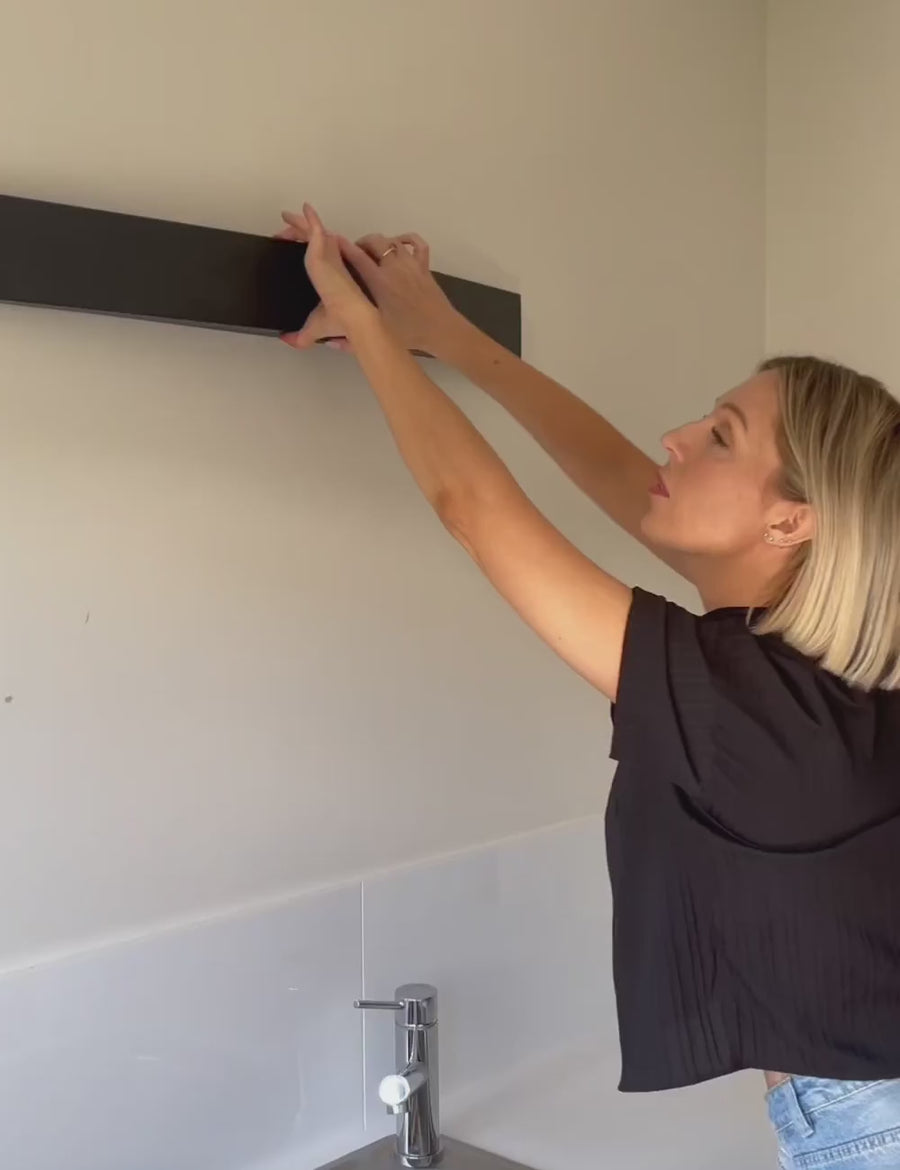 Wall Mounted Drying Rack - Foldable Indoor and Outdoor Drying Rack